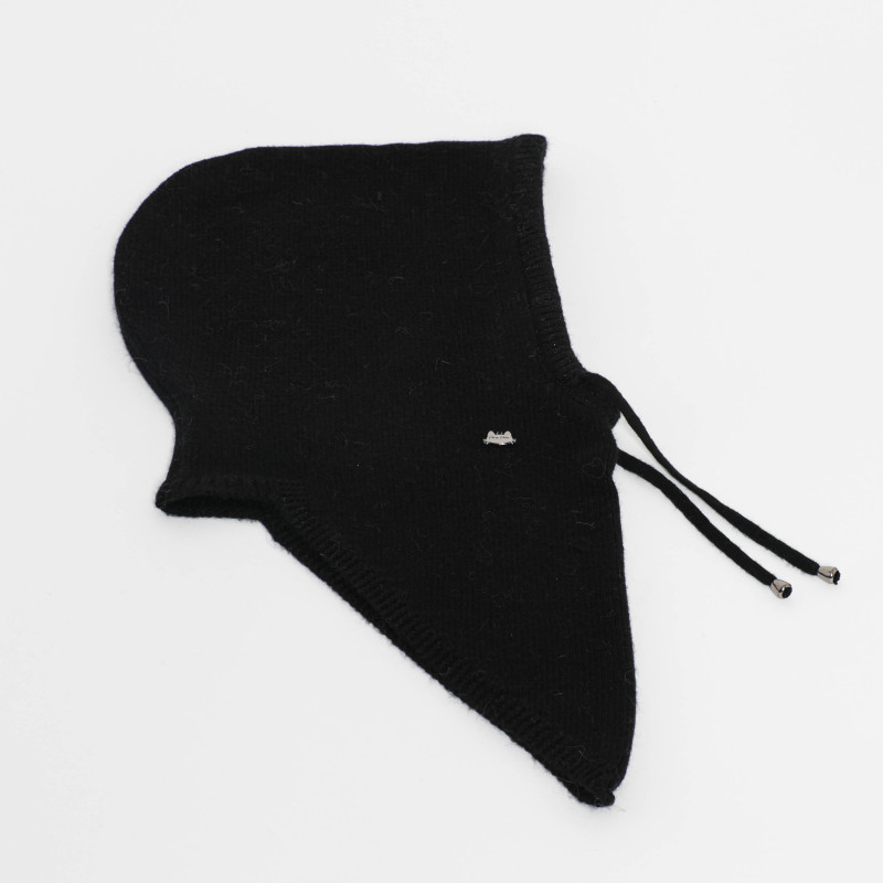 Balaclava color nero, di Mimi Mua